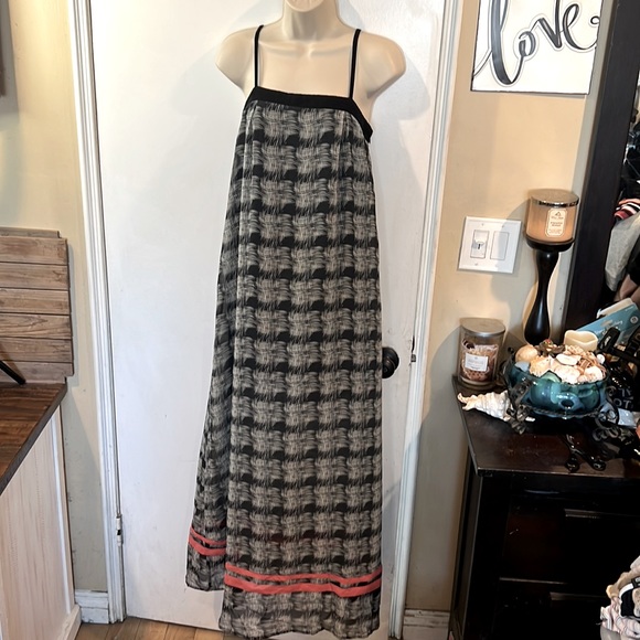TCEC | Dresses | Tcec Spaghetti Strap Maxi Dress With Black And White ...